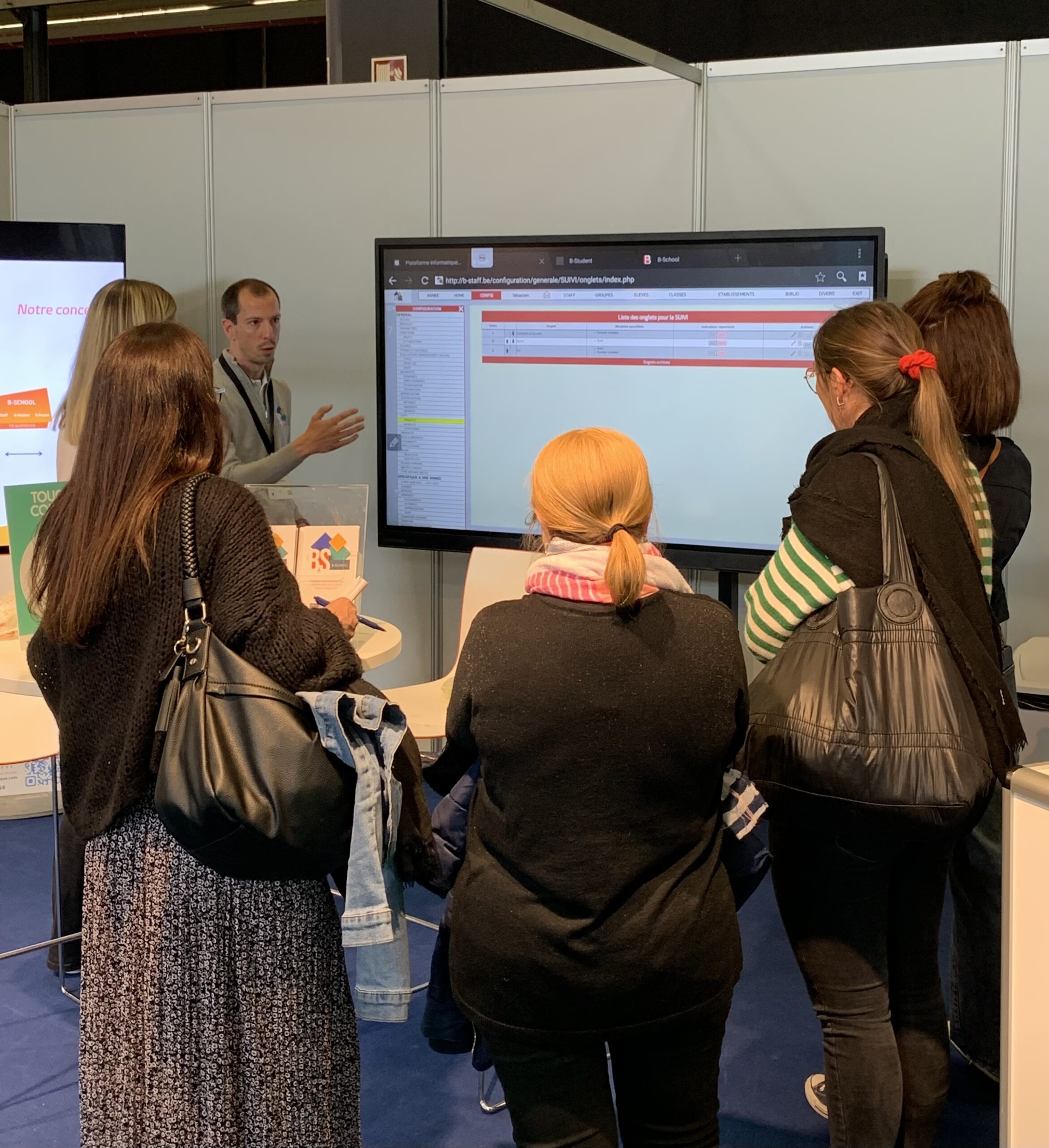 Plateforme informatique pour l'enseignement